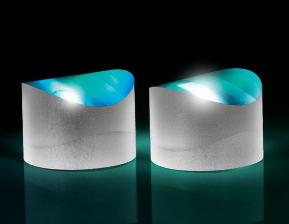 Achromatic Cylinder Lenses | Edmund Optics