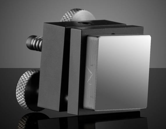 1.5" Straight Mirror Mount with Mirror | Edmund Optics