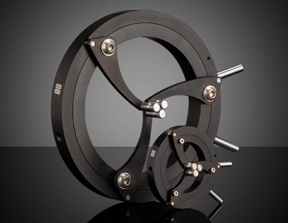 4.0 - 36.0mm Optic Dia., Self-Centering Jaw Clamp | Edmund Optics